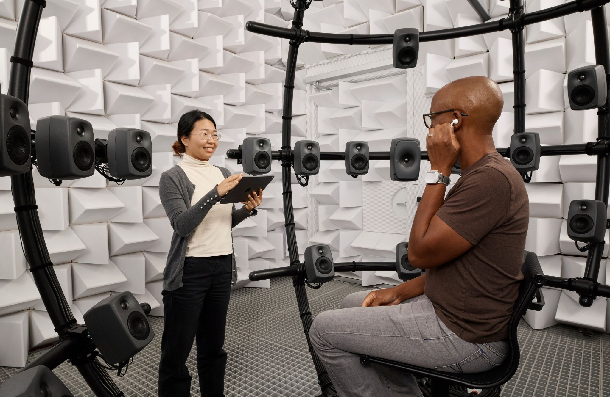 Apple’s new Hearing Health features now available for AirPods Pro 2 - NYLON