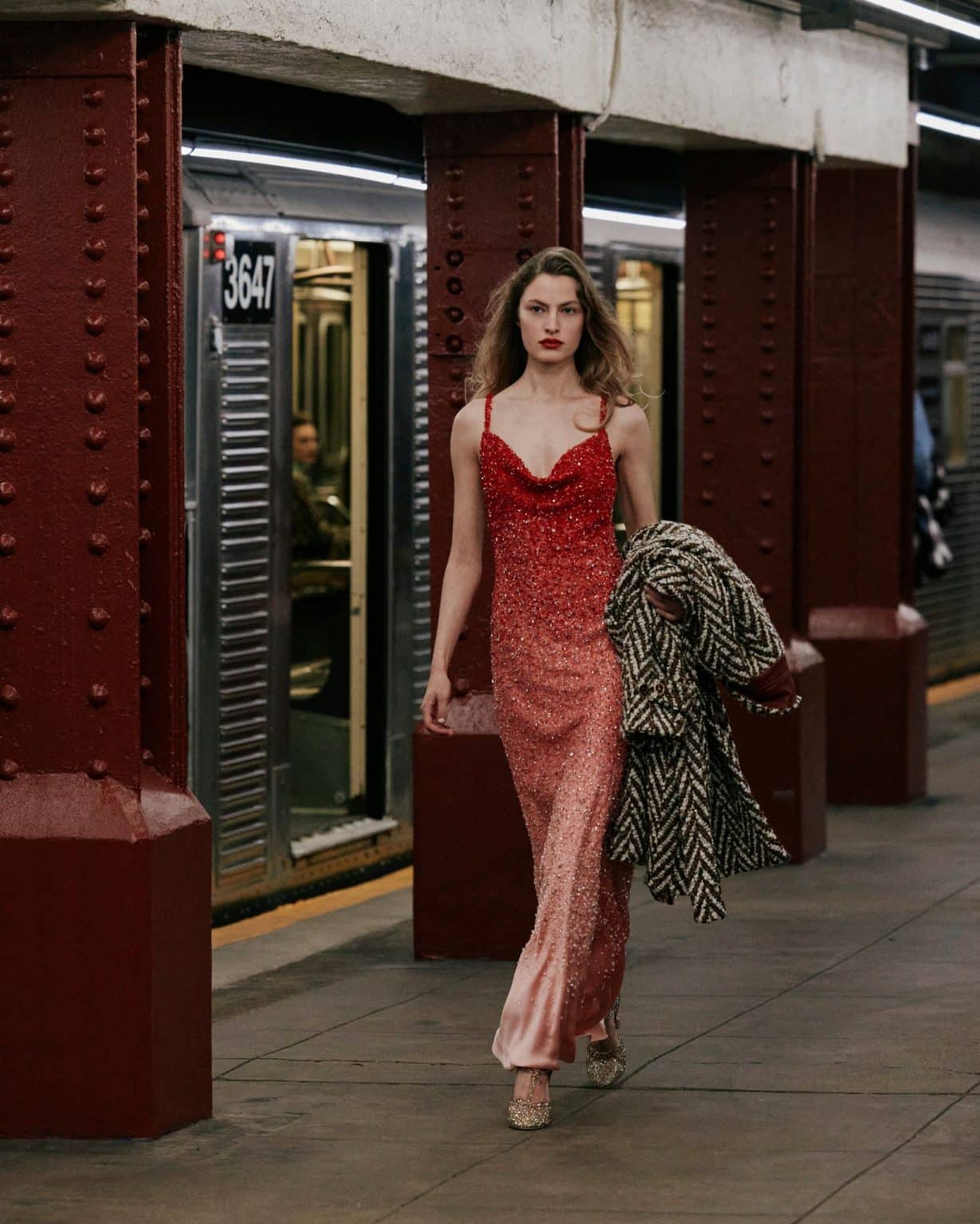 CHANEL puts on Métiers d’Art 2026 Show in New York at a Subway station